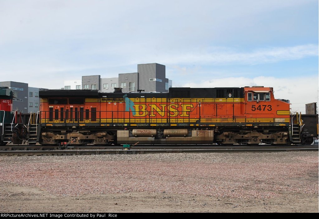 BNSF 5473